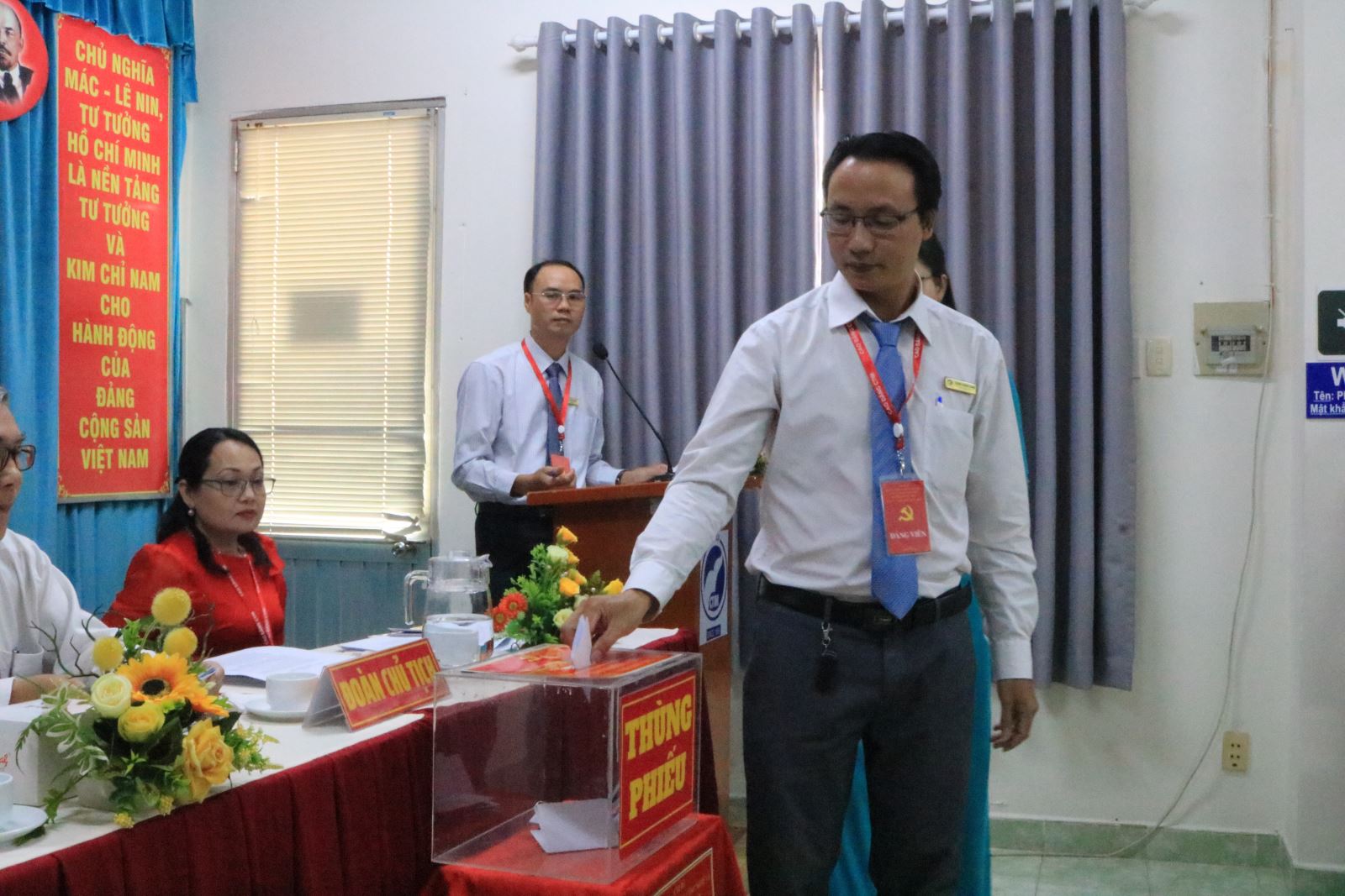 Đại hội Đảng viên Chi bộ Cao đẳng CTIM nhiệm kỳ 2022-2025